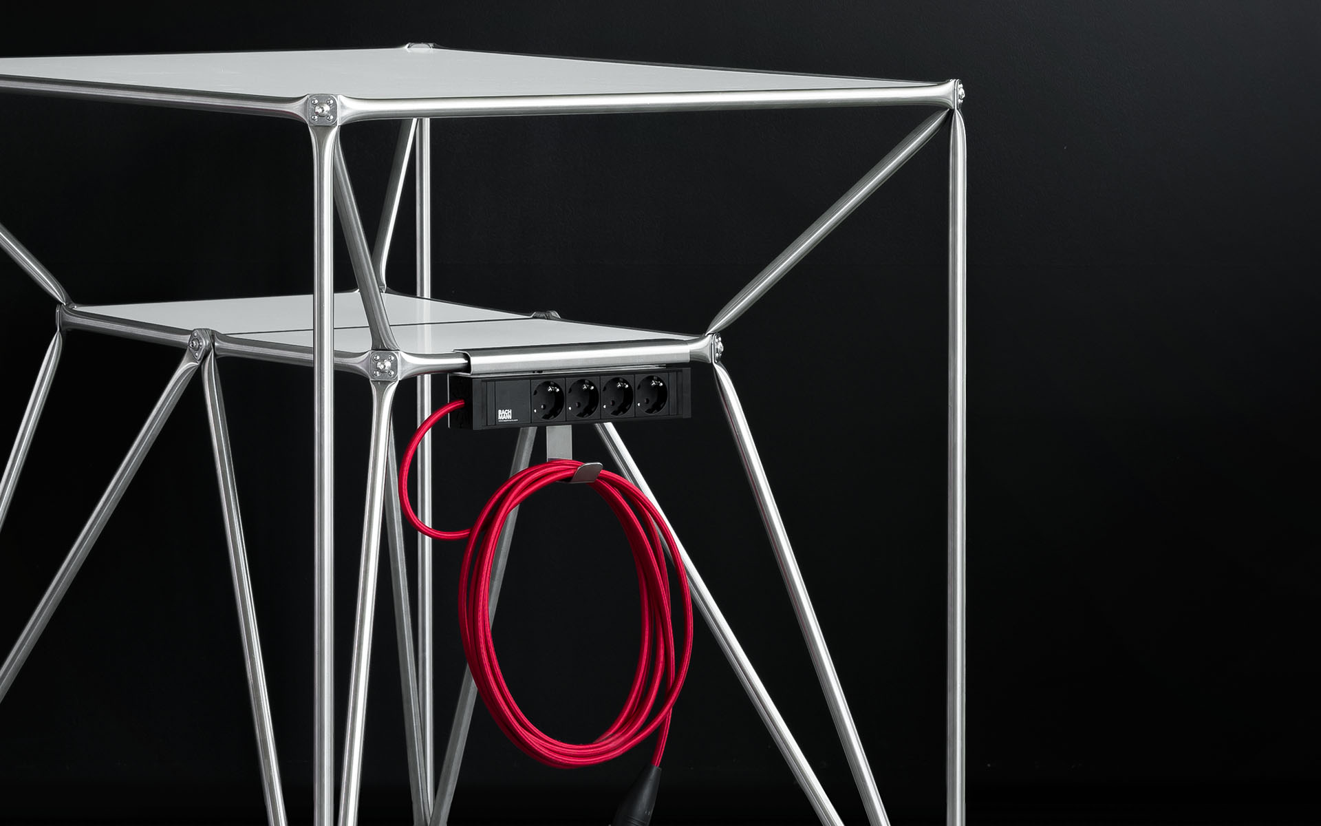 Design Thinking Line® Tables by System 180