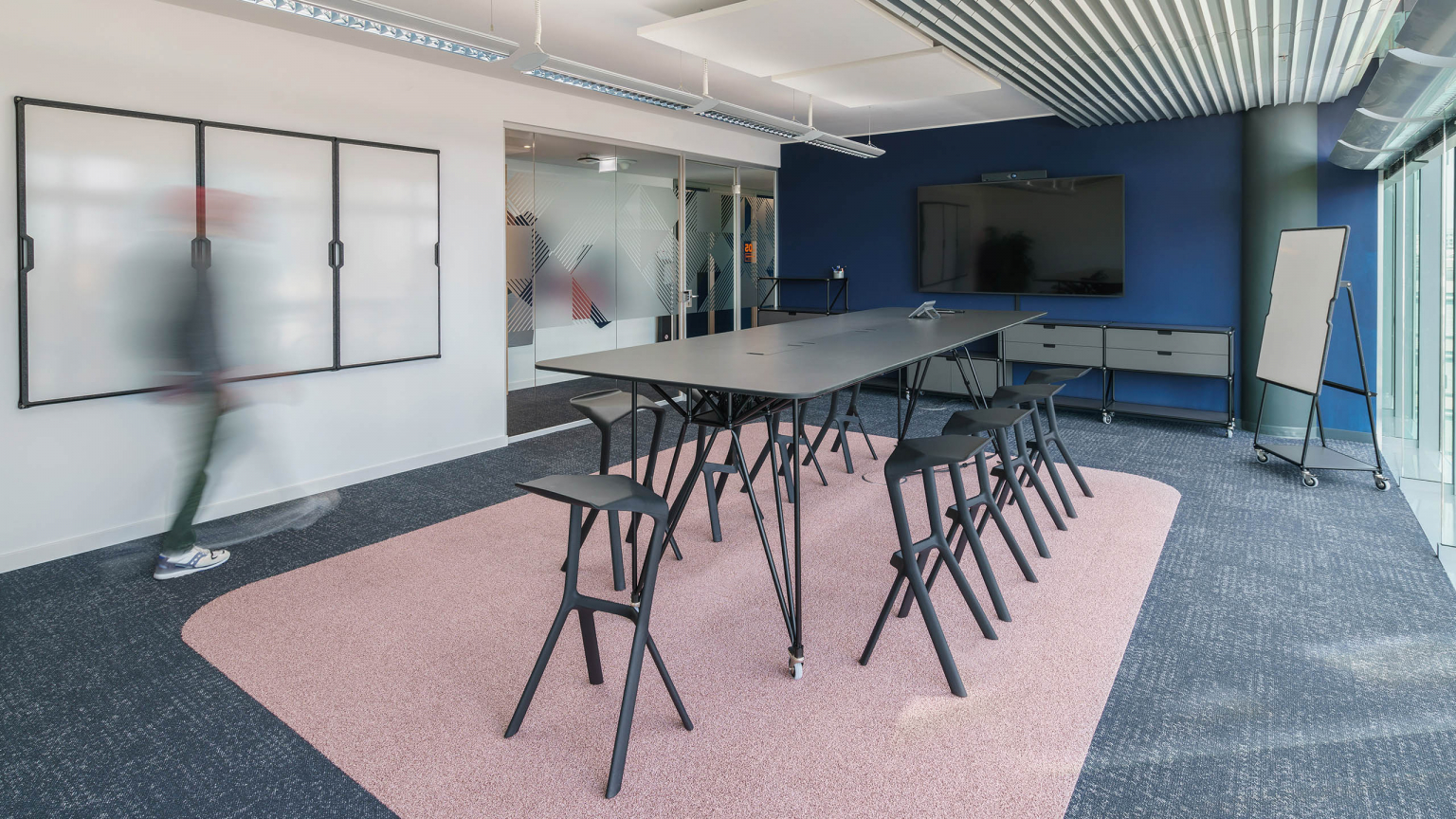 System 180 - Flexible room structuring for d-fine